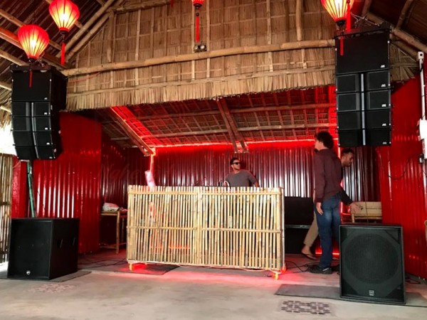 Lắp đặt dàn âm thanh giải trí line array tại nhà hàng Opio Hội An ...
