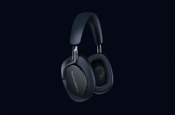 Kỉ niệm 60 năm loạt phim James Bond: Bowers & Wilkins Px8 ra phiên bản 007